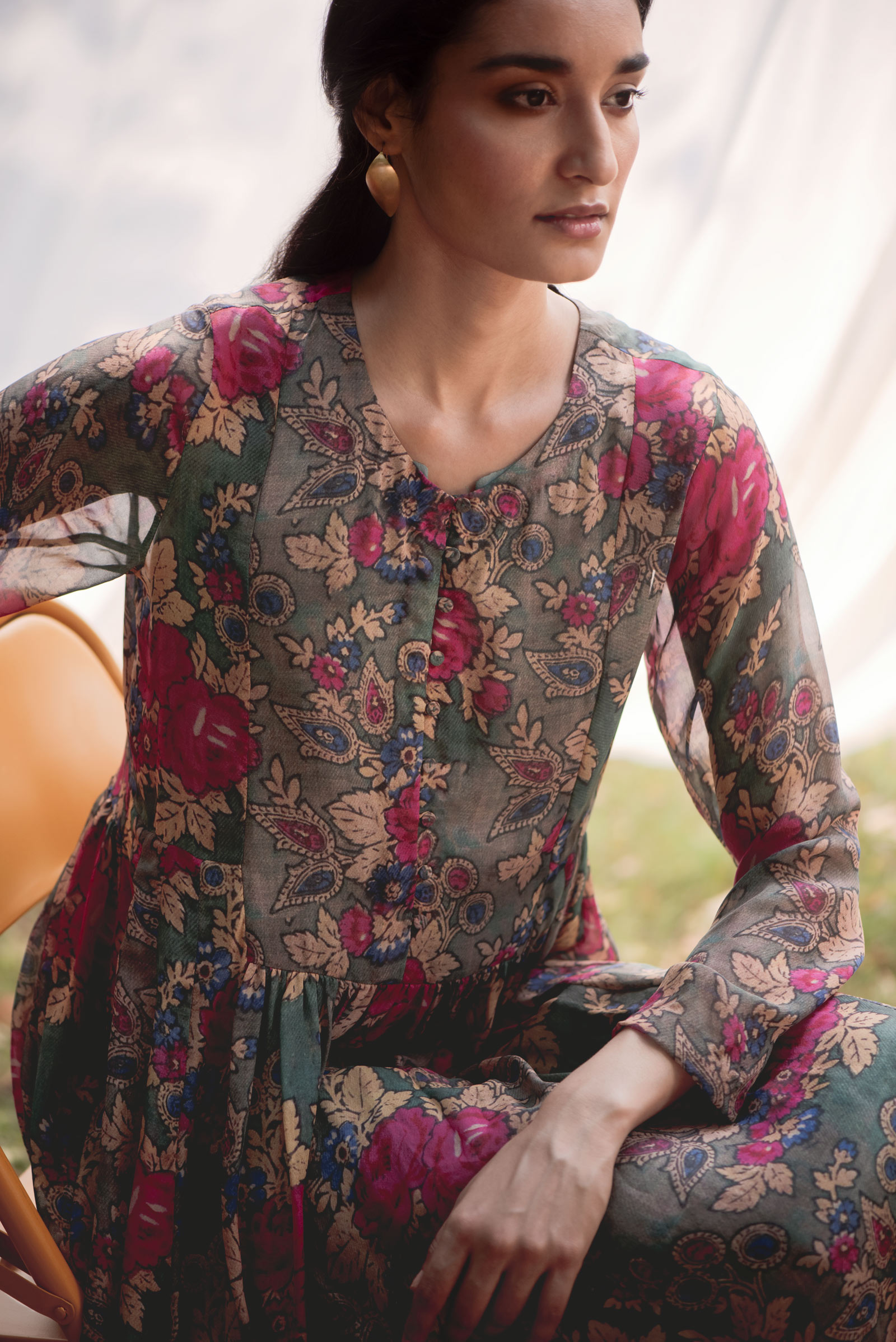 Good Earth – Stylish Sustainable Luxury Retail | Goodearth.in